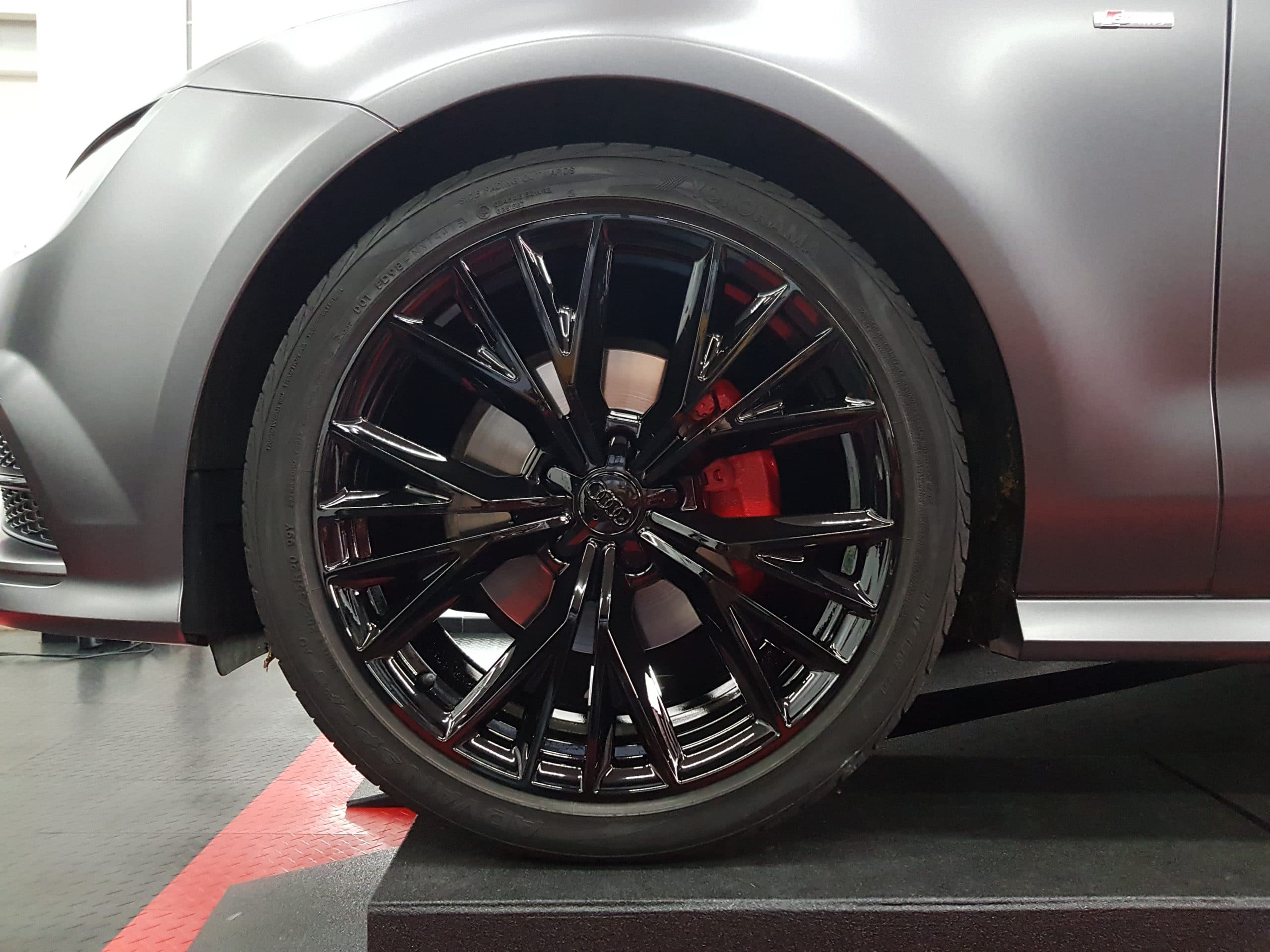 Remklauwen spuiten incl logo's | Wrap&Go | De Lier