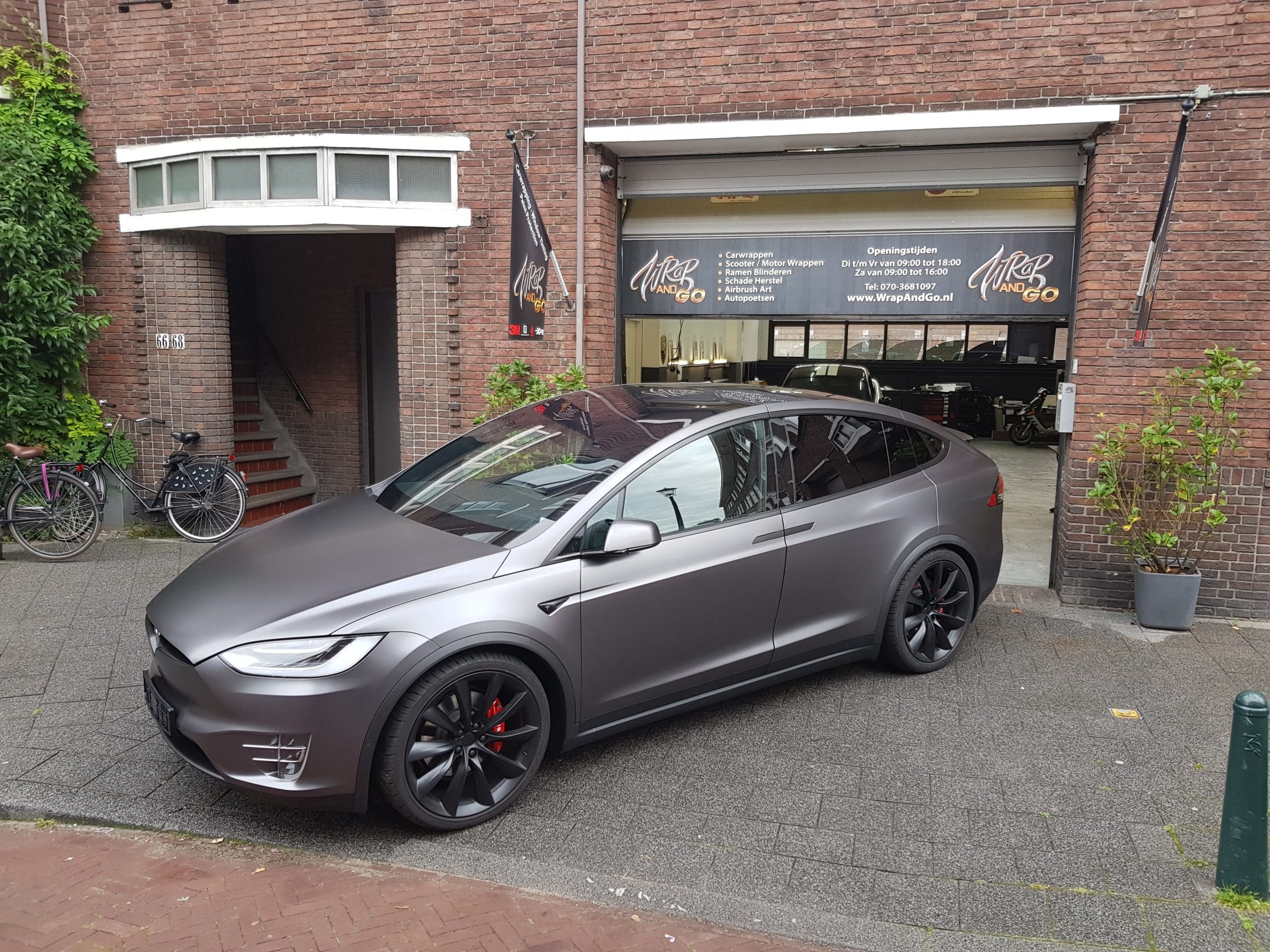 Tesla Model X | 3M Gecertificeerd Car Wrapper | WrapAndGo | De Lier
