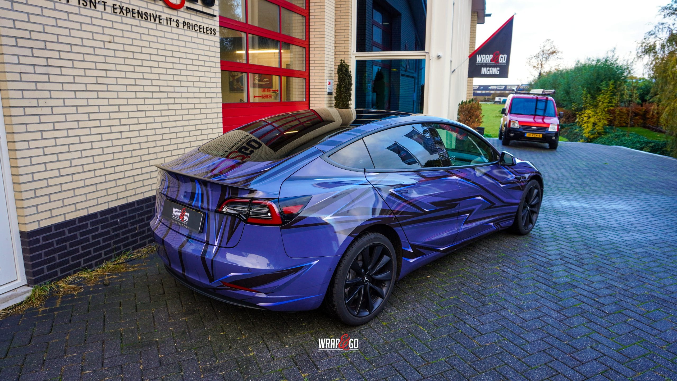 Tesla Model 3 Full Colour Wrap | 3M Gecertificeerd Car Wrapper ...