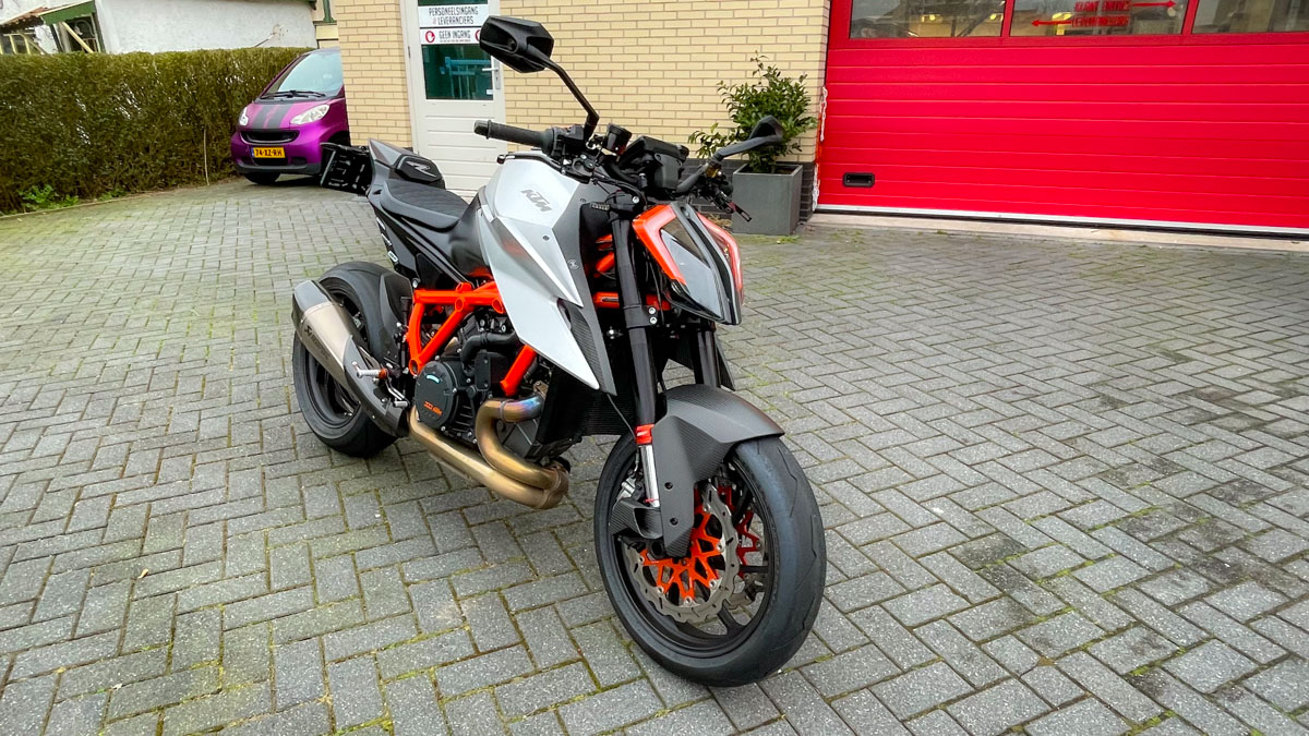 KTM 1290 Super Duke Motor Wrap | 3M Certified | WrapAndGo